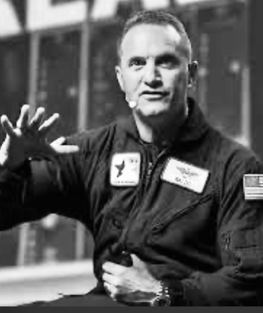 Waldo Waldman, Lt. Colonel (ret) USAF - Presbourg Speakers